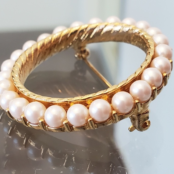 Monet | Jewelry | Vintage Monet Brooch | Poshmark